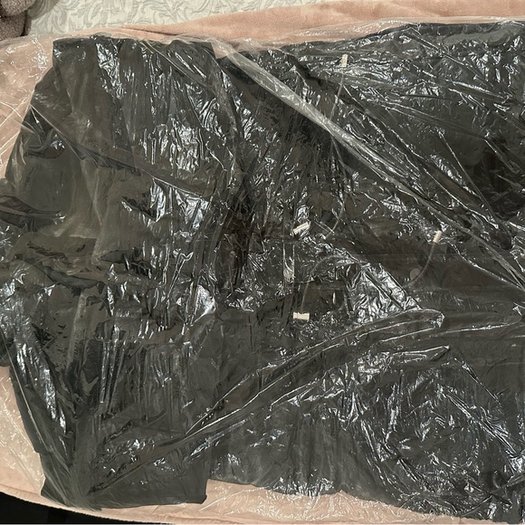 ALO Yoga | Jackets & Coats | Alo Yoga Ice Breaker Puffer | Poshmark